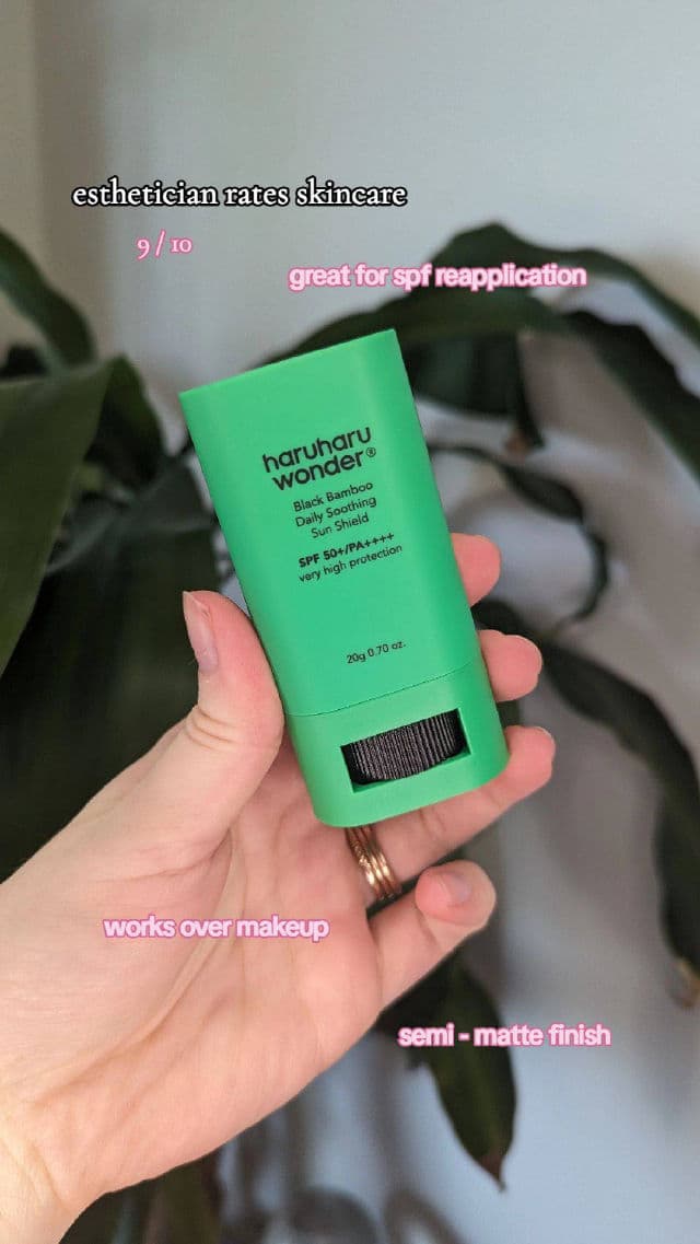 Black Bamboo Daily Soothing Sun Shield SPF50+ PA++++ - esthe